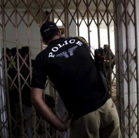 Punjab police in a colonial hangover - Newspaper - DAWN.COM