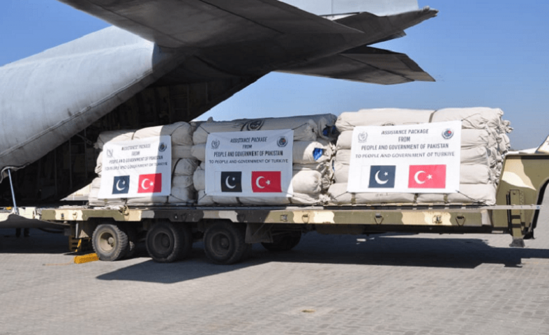 Pakistan sends over 21 tonnes of relief goods to Turkiye, Syria ...