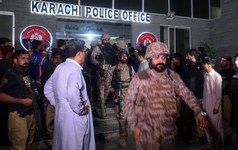 Police compound cleared as terror revisits Karachi - Pakistan - DAWN.COM
