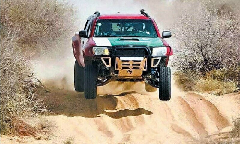 Zain wins qualifying round of Cholistan Jeep Rally - Newspaper - DAWN.COM