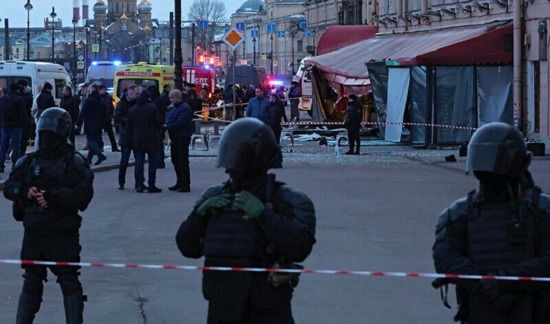 Military blogger killed in St Petersburg cafe blast - World - DAWN.COM