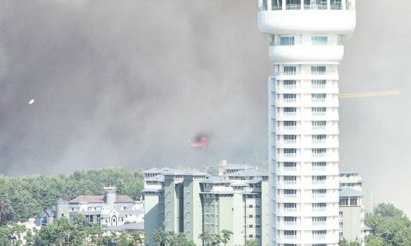 South Korea wildfire forces 500 residents to evacuate - World - DAWN.COM