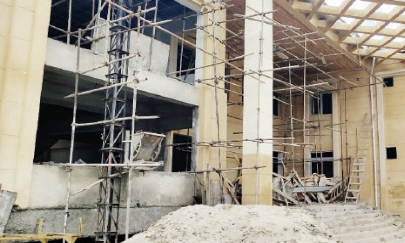 LBs demand funds for work on Oghi hospital - Newspaper - DAWN.COM