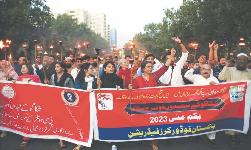 Mazdoor March demands living wages for all workers - Newspaper - DAWN.COM