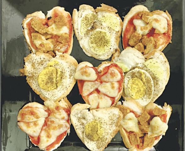 Cook-it-yourself: Toasted hearts - Newspaper - DAWN.COM