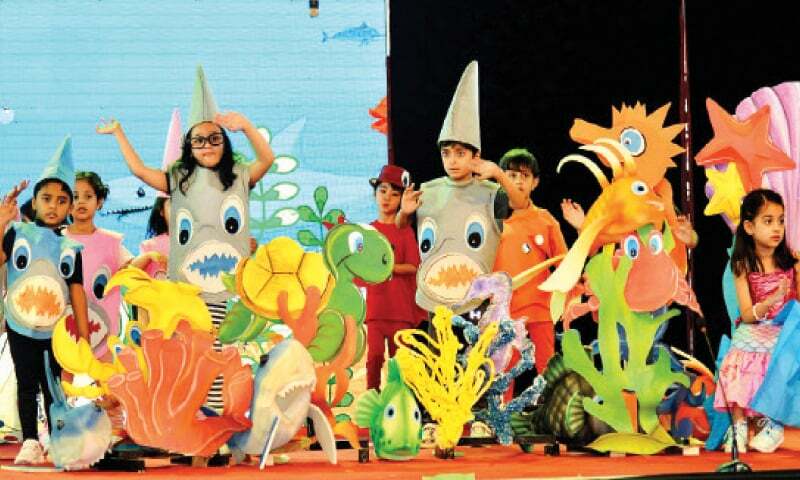 Students’ spectacular performance at talent show - Newspaper - DAWN.COM