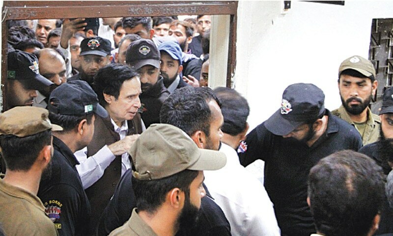 Elahi back in custody soon after release - Newspaper - DAWN.COM