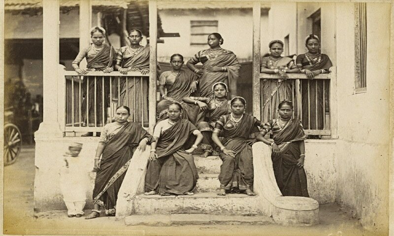 HISTORY: WHERE DID THE TAWAIFS GO? - Newspaper - DAWN.COM