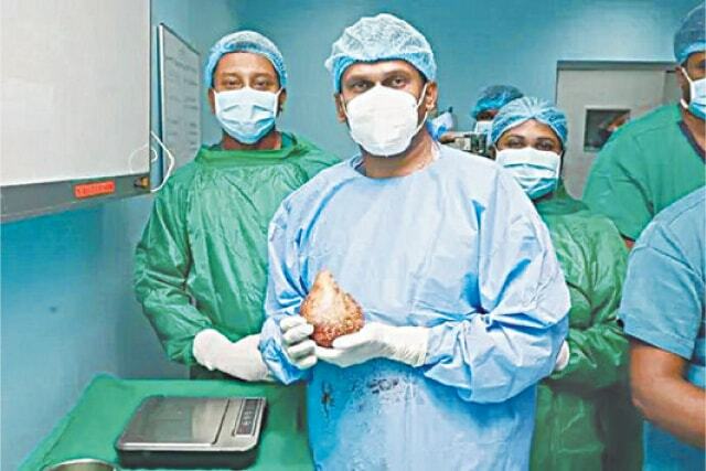 The weekly weird - Newspaper - DAWN.COM