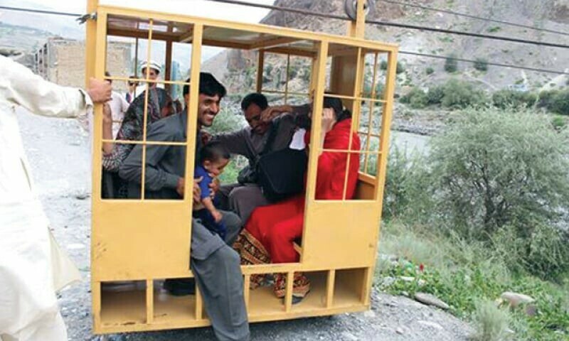 Lifesavers or death-traps: the cable car dilemma - Pakistan - DAWN.COM