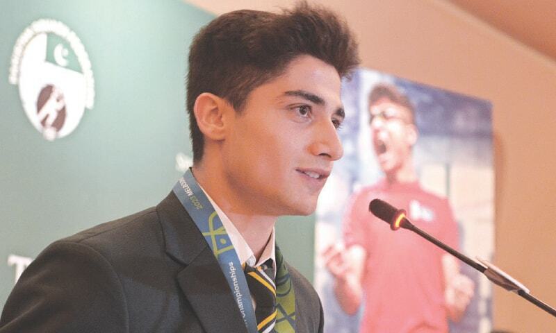 Junior squash world champion Hamza vows to emulate legends - Sport ...