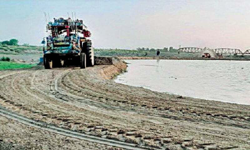 Sutlej water floods Basti Lal Kamal in Lodhran, damages crops ...