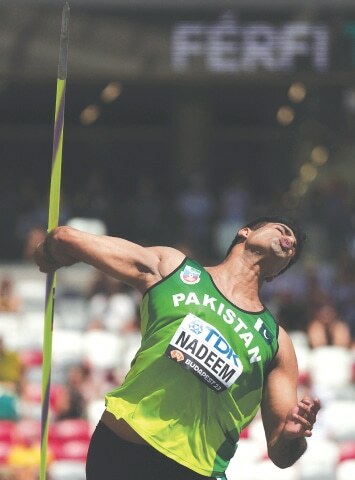 Arshad storms into javelin final at worlds, qualifies for Paris ...
