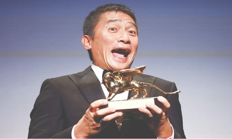 Emotional Tony wins lifetime award at Venice - Newspaper - DAWN.COM