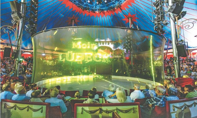 German circus replaces live animals with holograms - Newspaper - DAWN.COM