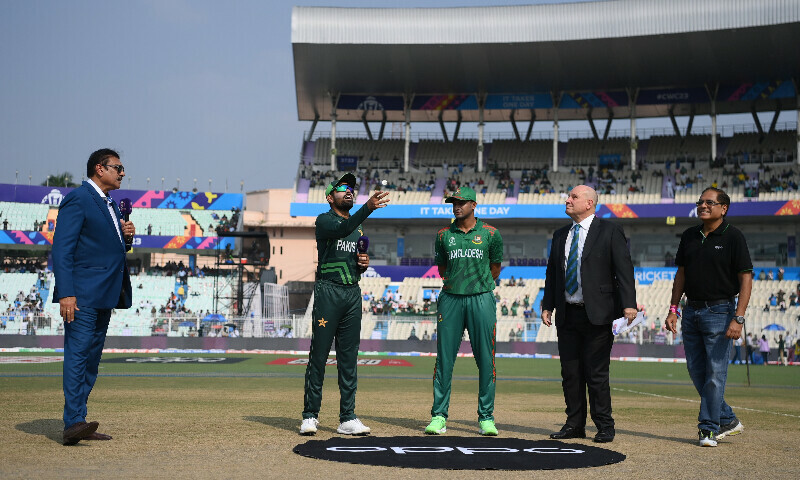 Pakistan down Bangladesh to stay alive at World Cup - Sport - DAWN.COM