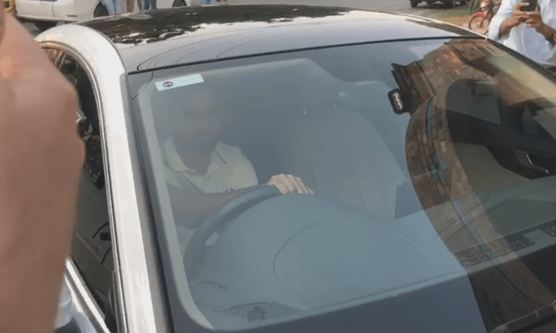 Babar Azam says stepping down as Pakistan cricket captain in all ...