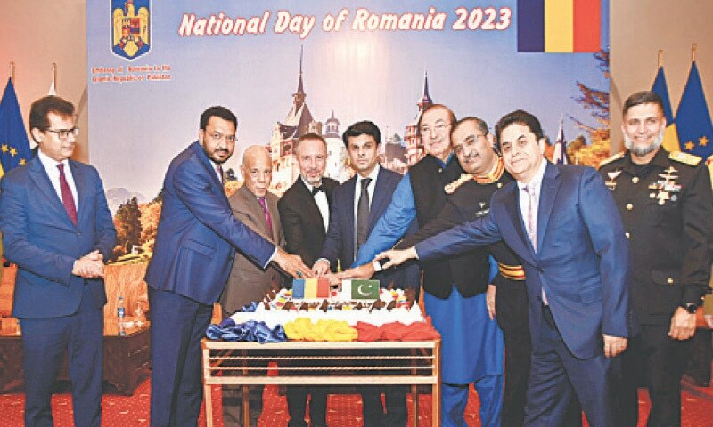 Romanian National Day celebrated - Newspaper - DAWN.COM