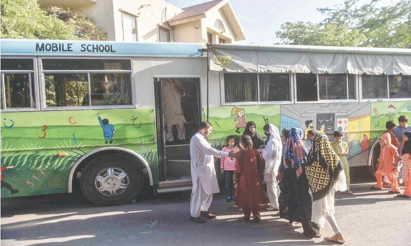 A mobile school that puts lives back on track - Newspaper - DAWN.COM
