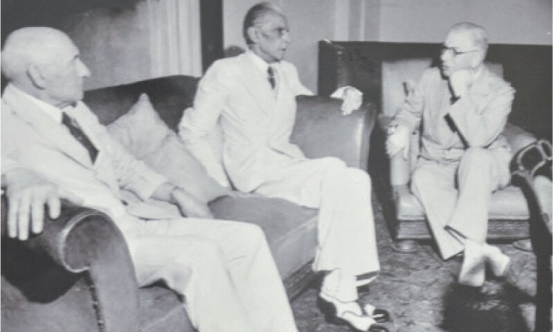 Rare photographs of Quaid displayed at exhibition - Newspaper - DAWN.COM