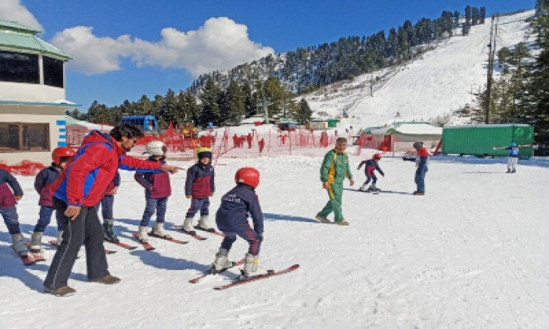 Orphaned children get skiing lessons in Swat - Newspaper - DAWN.COM