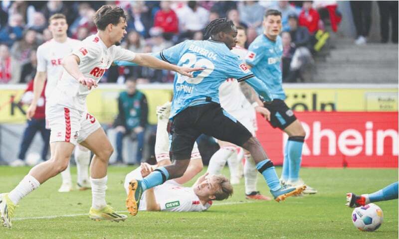 Leverkusen extend lead with win over 10-man Cologne - Newspaper - DAWN.COM