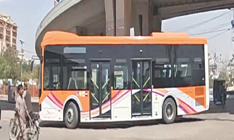 Free shuttle service planned to connect Orange and Green lines in Karachi - Pakistan - DAWN.COM