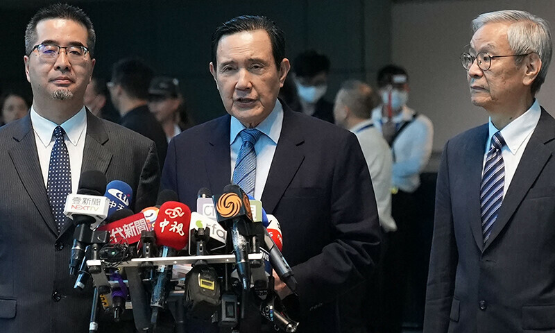 Taiwan leader embarks on ‘peace journey’ to China - World - DAWN.COM