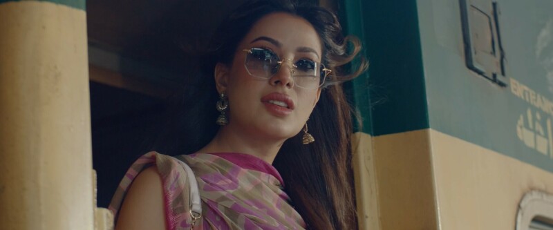 Angry brides-to-be, impish djinns and peppy dance numbers — Daghabaaz ...