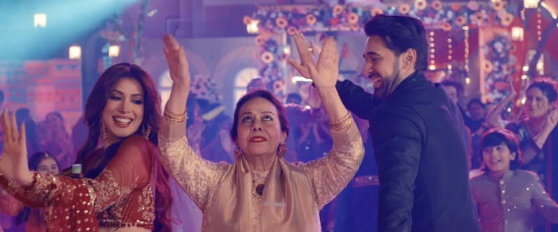 Angry brides-to-be, impish djinns and peppy dance numbers — Daghabaaz ...