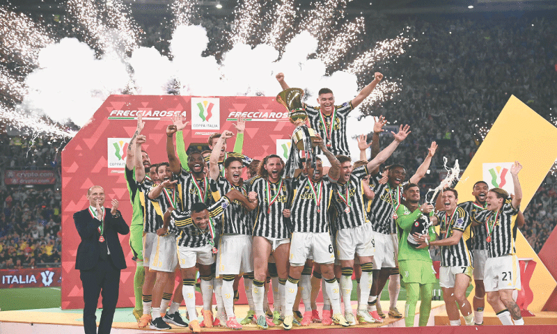 Vlahovic fires Juve to 15th Coppa Italia past long-suffering Atalanta ...