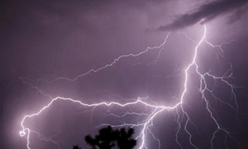 Lightning injures 18 people in Czech Republic - World - DAWN.COM
