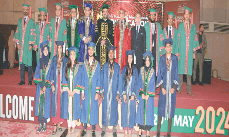 Over 360 students awarded degrees at SMIU convocation - Newspaper ...