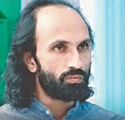 ‘Missing’ AJK poet gets bail, reunited with family - Newspaper - DAWN.COM