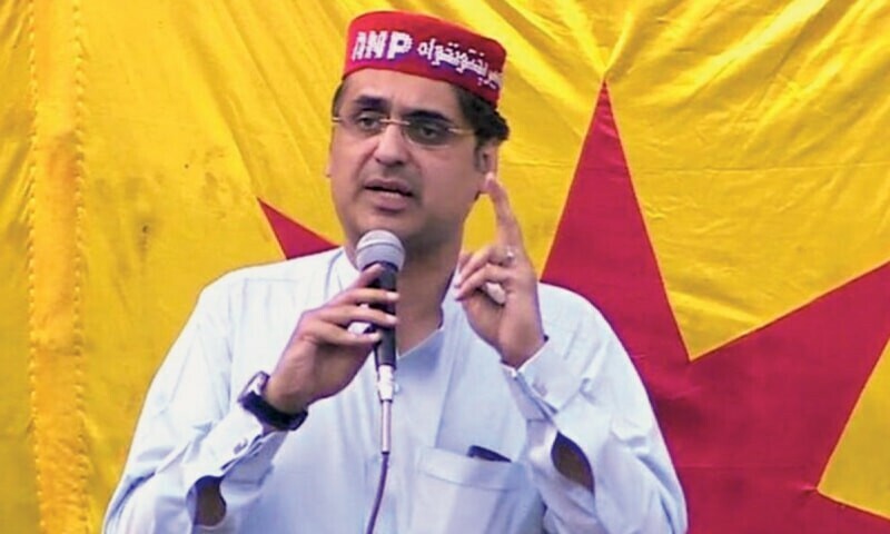 Tribute paid to Haroon Bilour for fighting terrorism - Pakistan - DAWN.COM