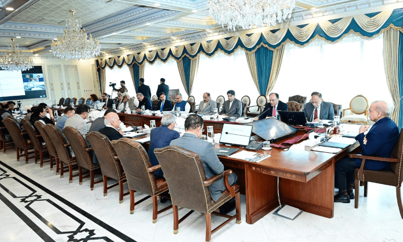 28 departments, 150,000 govt jobs on the chopping block - Business ...