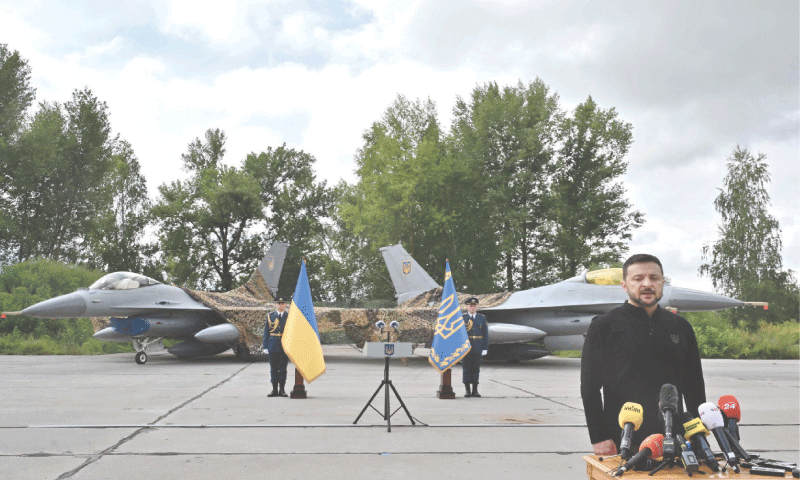 Ukraine receives first batch of US-made F-16 fighter jets - Newspaper ...