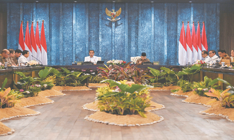 Indonesian president holds first cabinet meeting in future capital ...