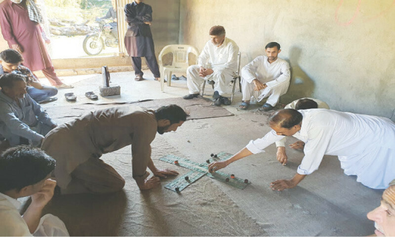 Chaupat still a popular leisurely activity in Potohar villages ...