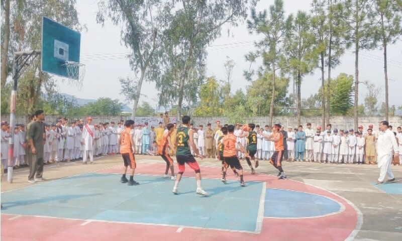 Sports competitions kick off in Dir schools - Newspaper - DAWN.COM