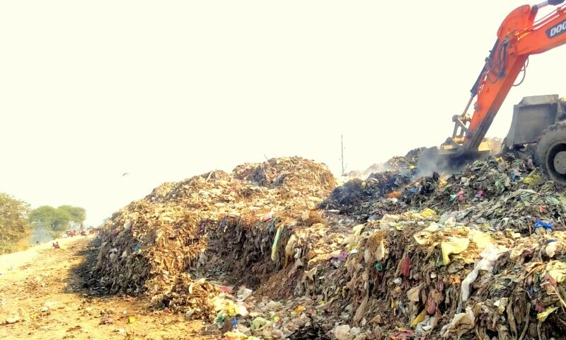 Haphazard dumping of solid waste causing environmental hazards in ...