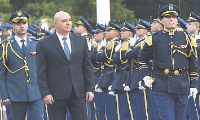 Army chief elected Lebanon president - Newspaper - DAWN.COM