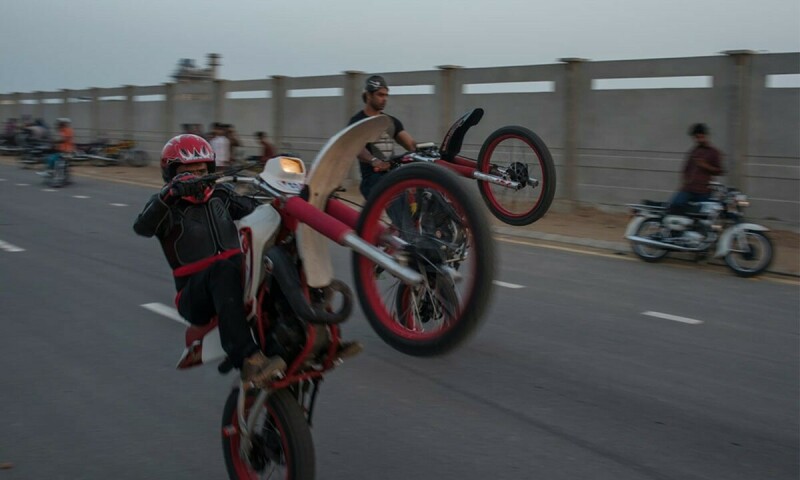 Crackdown on underage bike-riders in Karachi - Pakistan - DAWN.COM