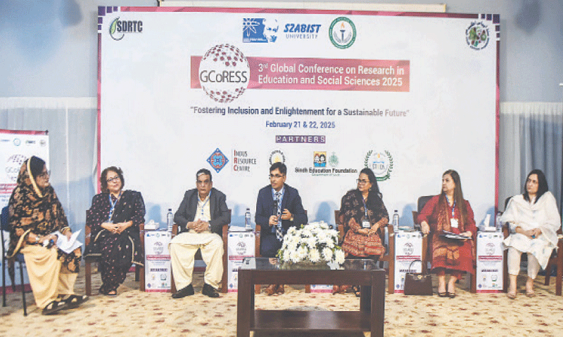 Call to raise awareness of smartphone addiction risks - Newspaper ...