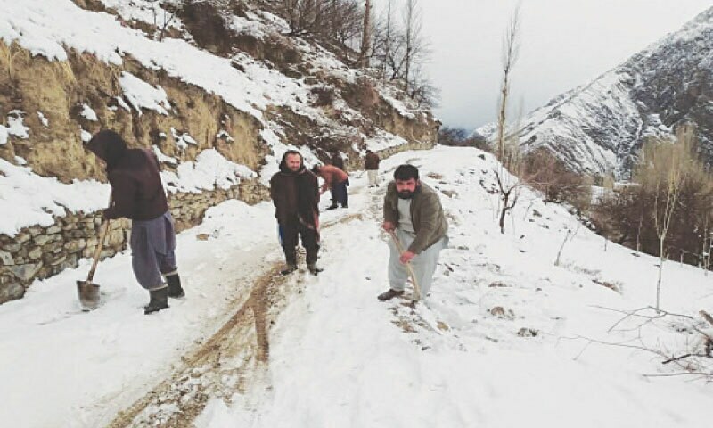 GB receives first snowfall, rain of winter season - Pakistan - DAWN.COM