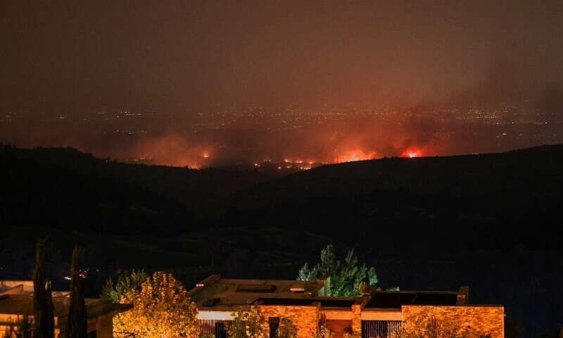 Fires continue to blaze near Jerusalem - DAWN.COM