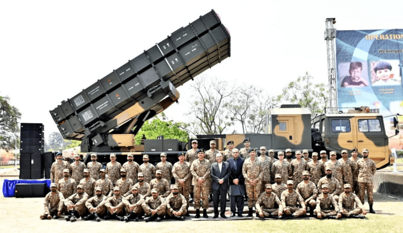 Zardari credits military for professional excellence - Pakistan - DAWN.COM