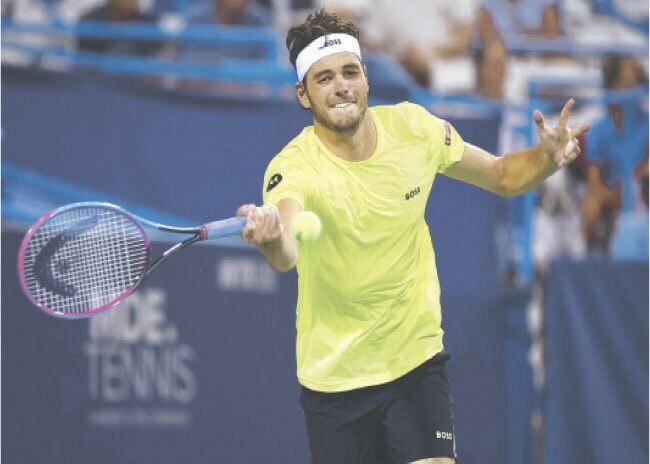 Fritz falls as Raducanu, Fernandez make semis - Newspaper - DAWN.COM