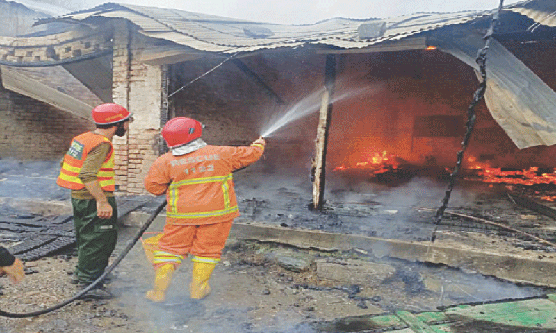 10 shops, hujra destroyed in Shangla fire - Newspaper - DAWN.COM