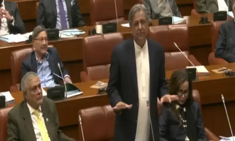27th Constitutional Amendment Bill sails through Senate; PTI senator resigns after voting in ...